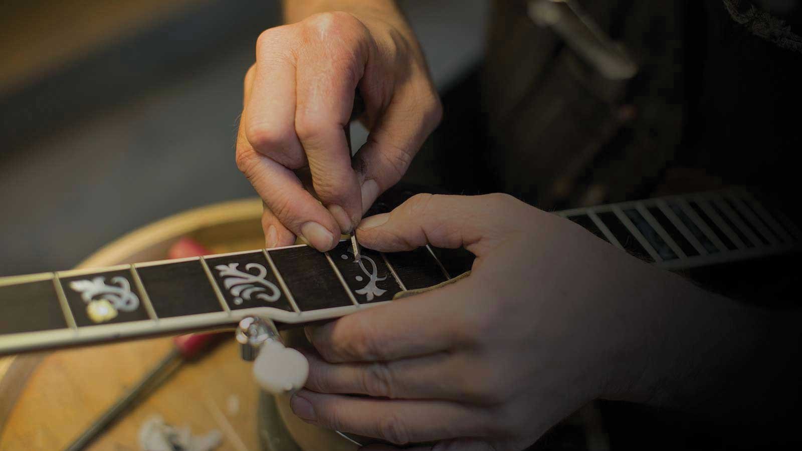 Hooks & Nuts | banjo lesson
