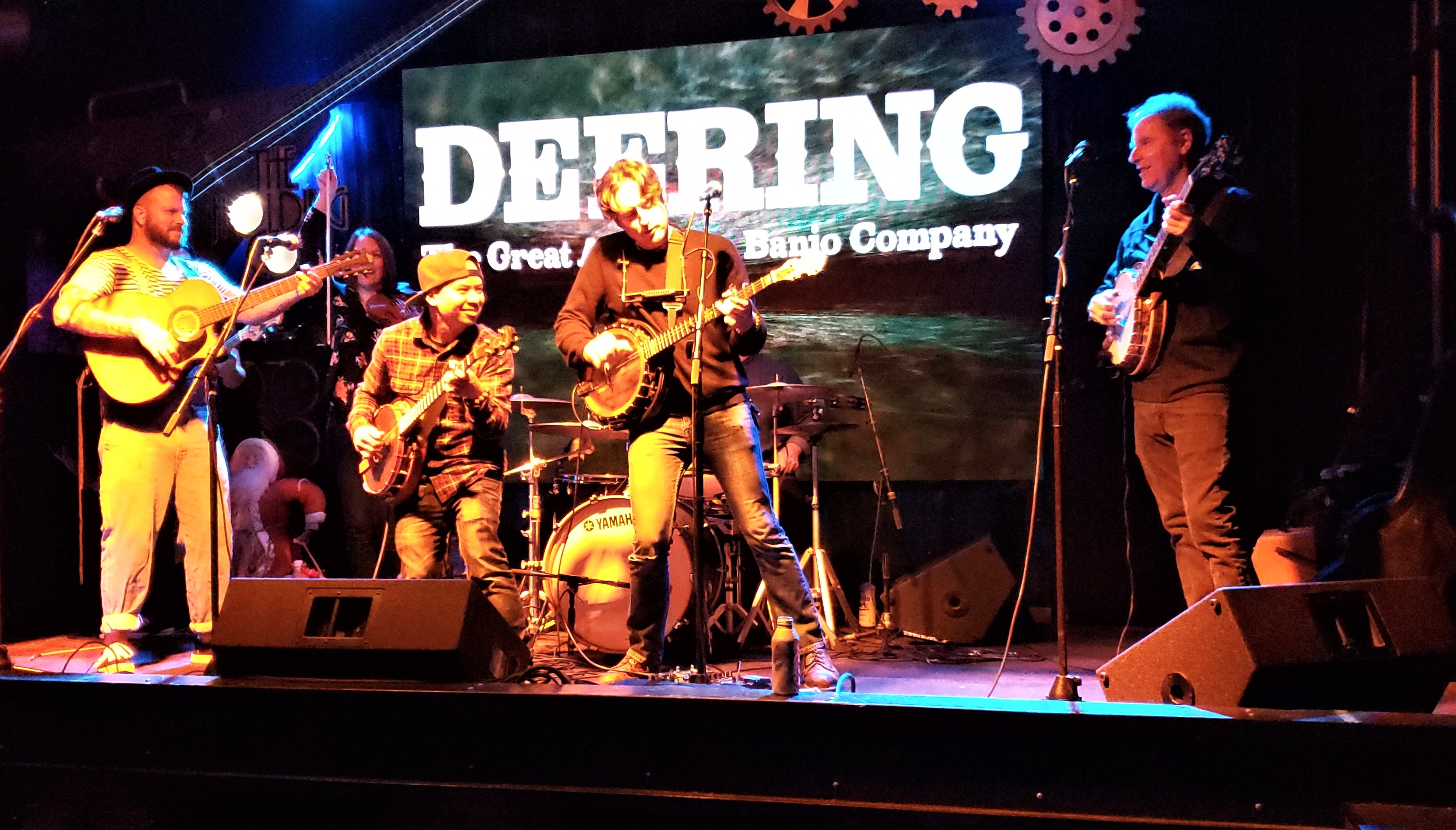 Southern California "Dueling Banjos" Competition!