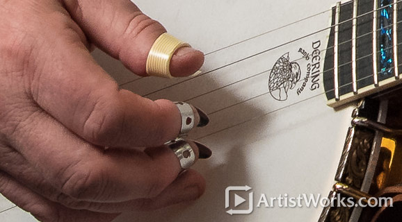 Should I Anchor My Pinky and Ring Finger? Yes or No?